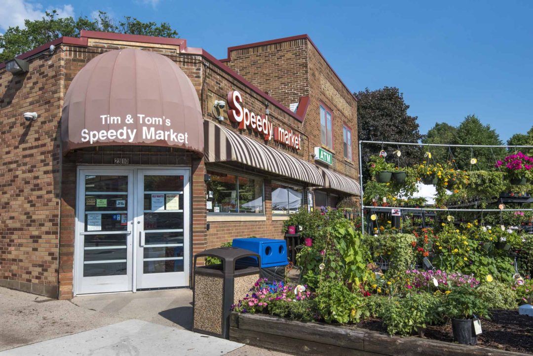 Tim & Tom's Speedy Market Independent Family Grocery Store