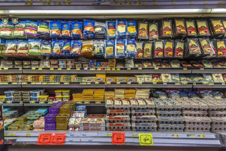 Tim & Tom's Speedy Market Independent Family Grocery Store